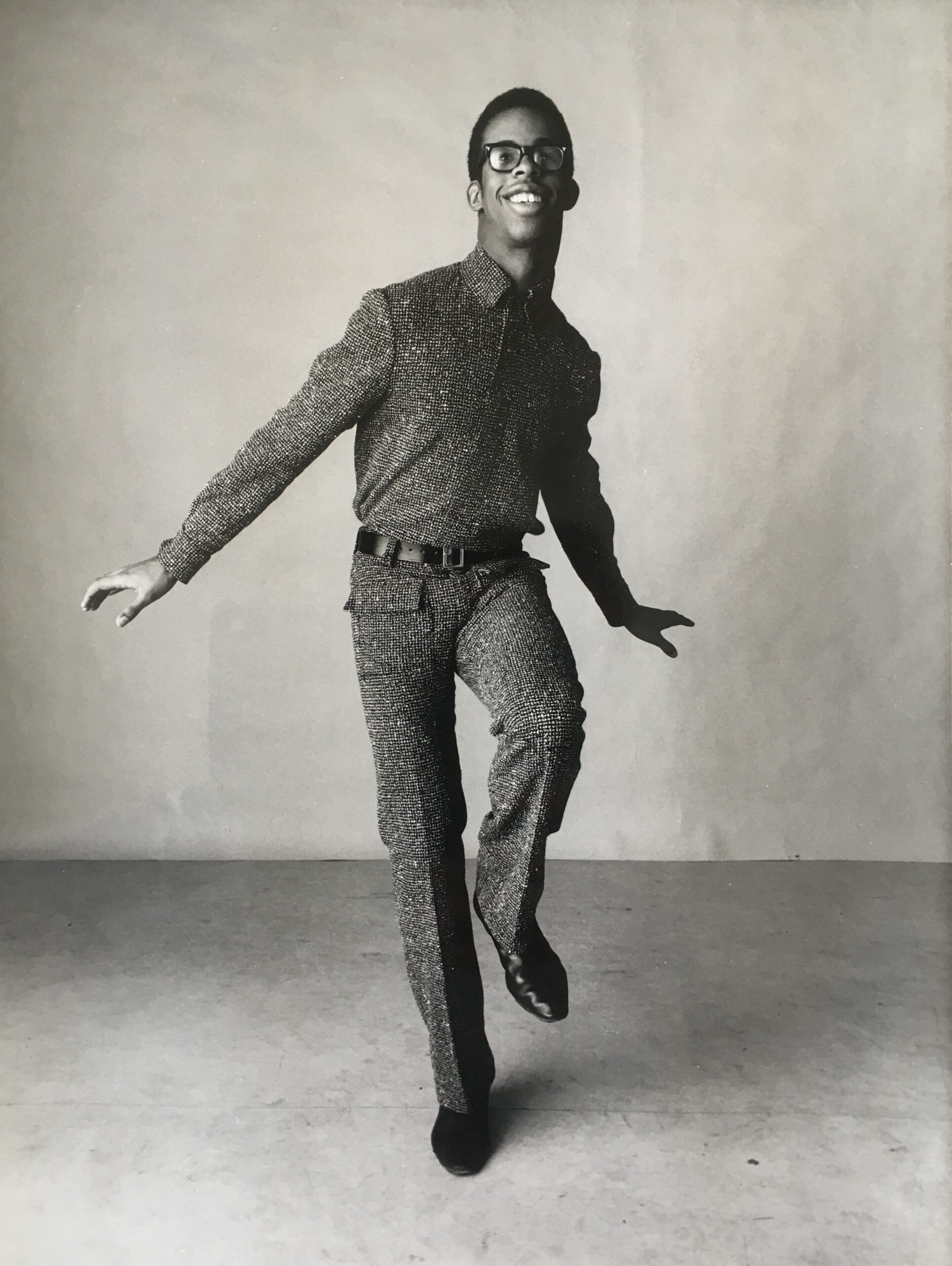 Dancers – adrianflowersarchive.com