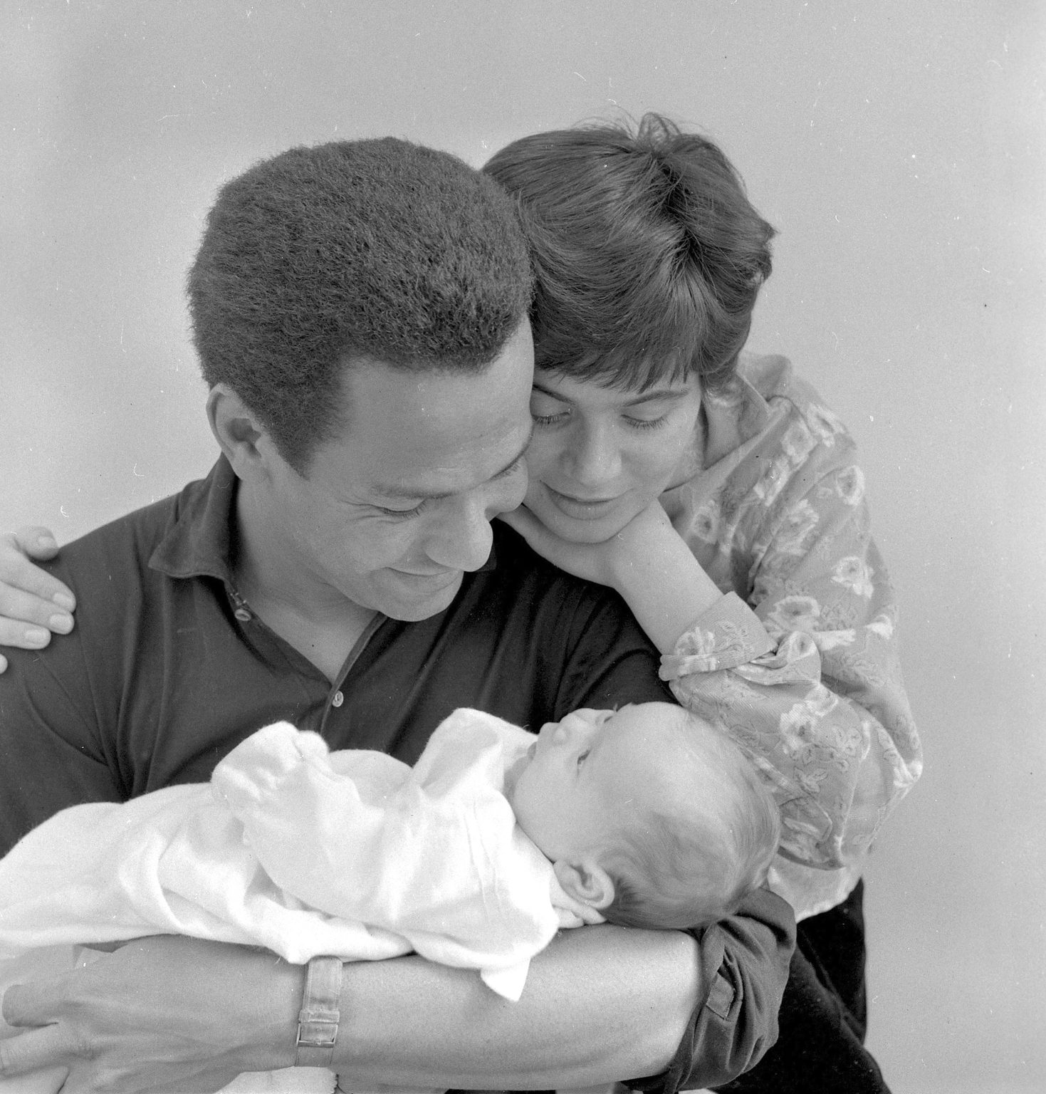 adrianflowersarchive.com – Adrian Flowers Archive of Photography